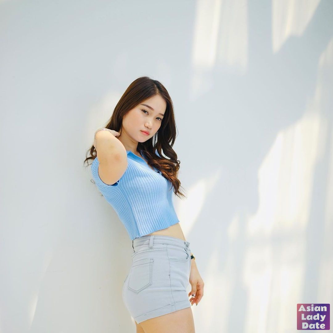 Dating Chinese Women: Everything You Should Know