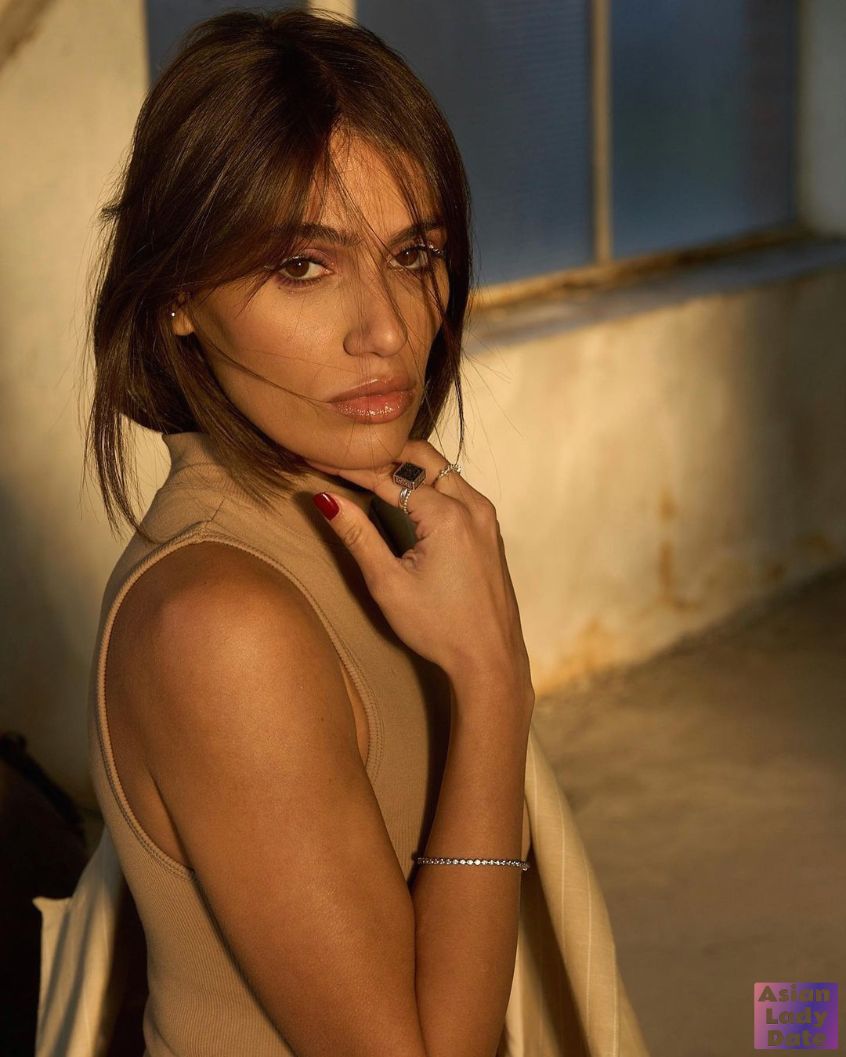 All You Need to Know About Dating Egyptian Women