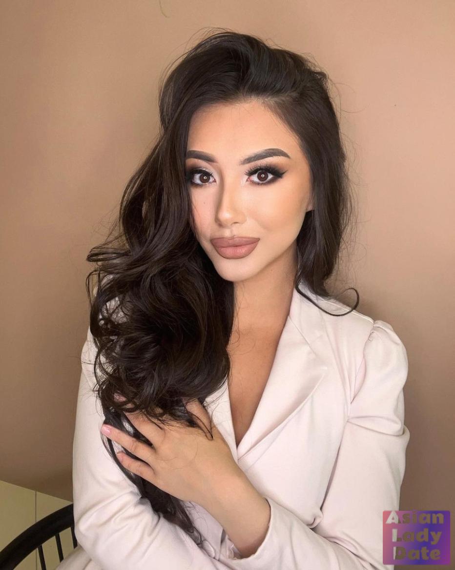 Mastering the Art of Dating Lovely Kazakh Women